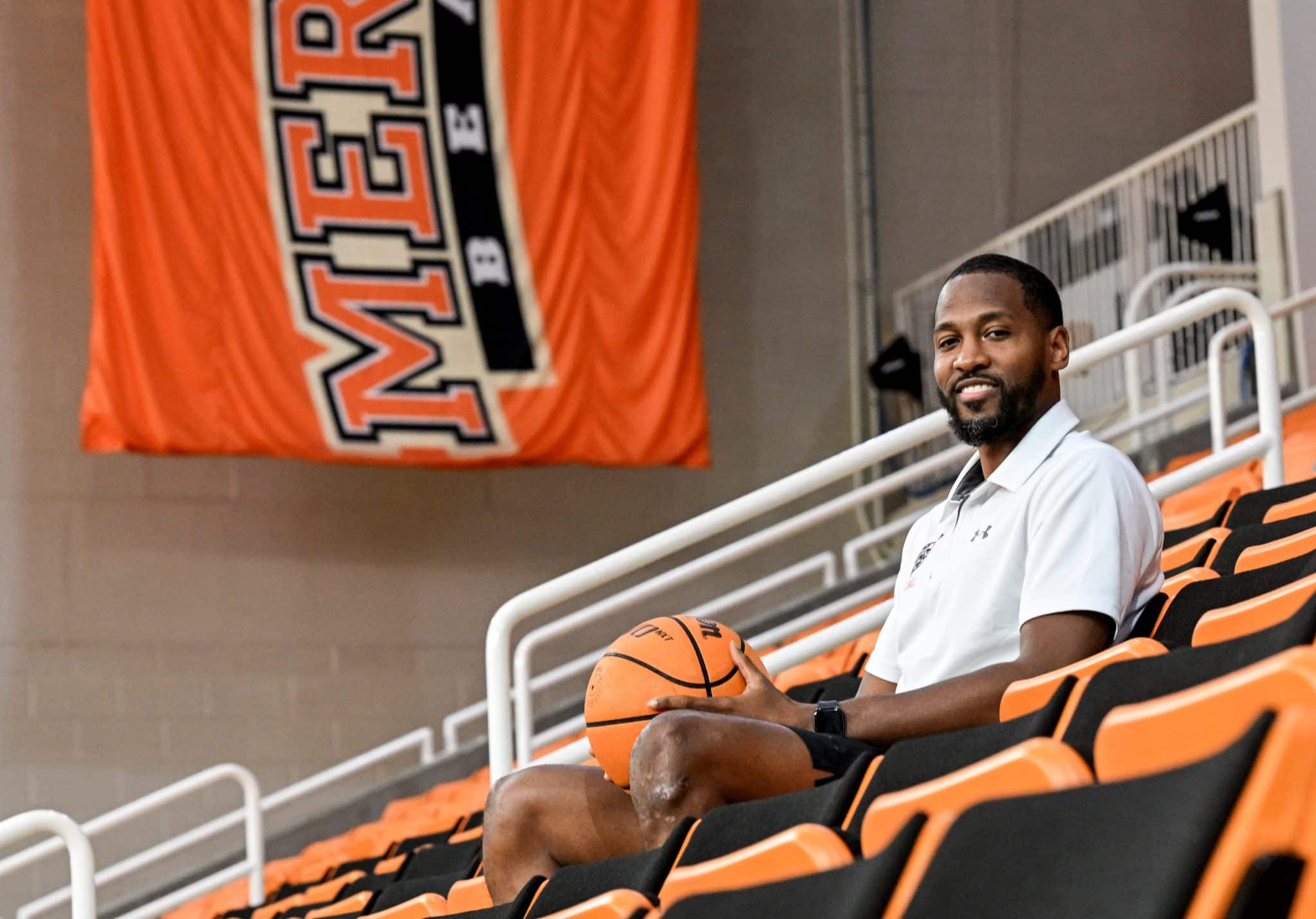 In a homecoming for the ages, Langston Hall returns to Mercer as ...