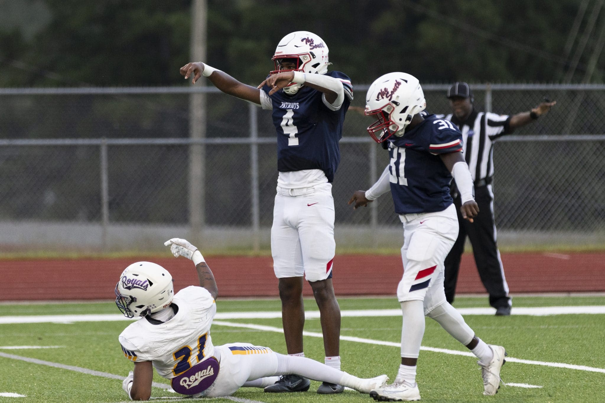 Macon high school football scores: ACE knocks off Dodge, MDS loses in ...