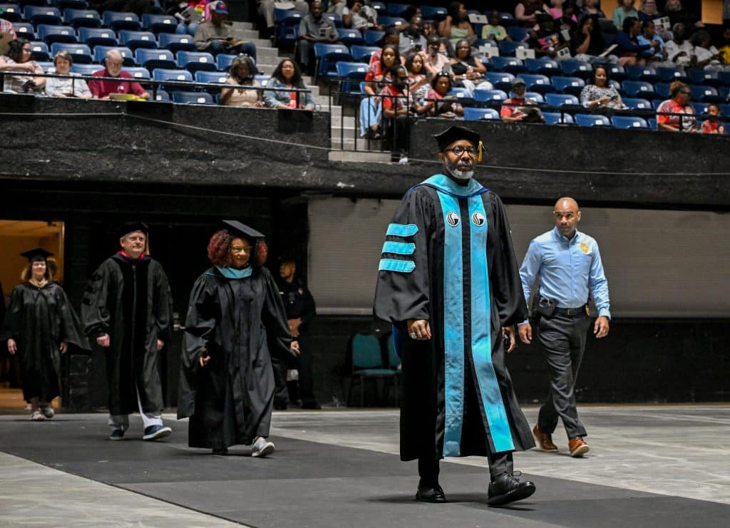 Graduation rate rises again for Bibb schools – The Macon Melody