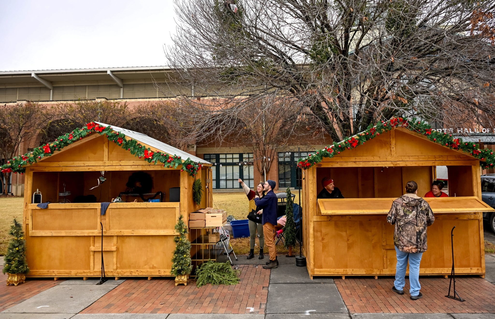 Downtown Macon transforms into German market and holiday wonderland ...