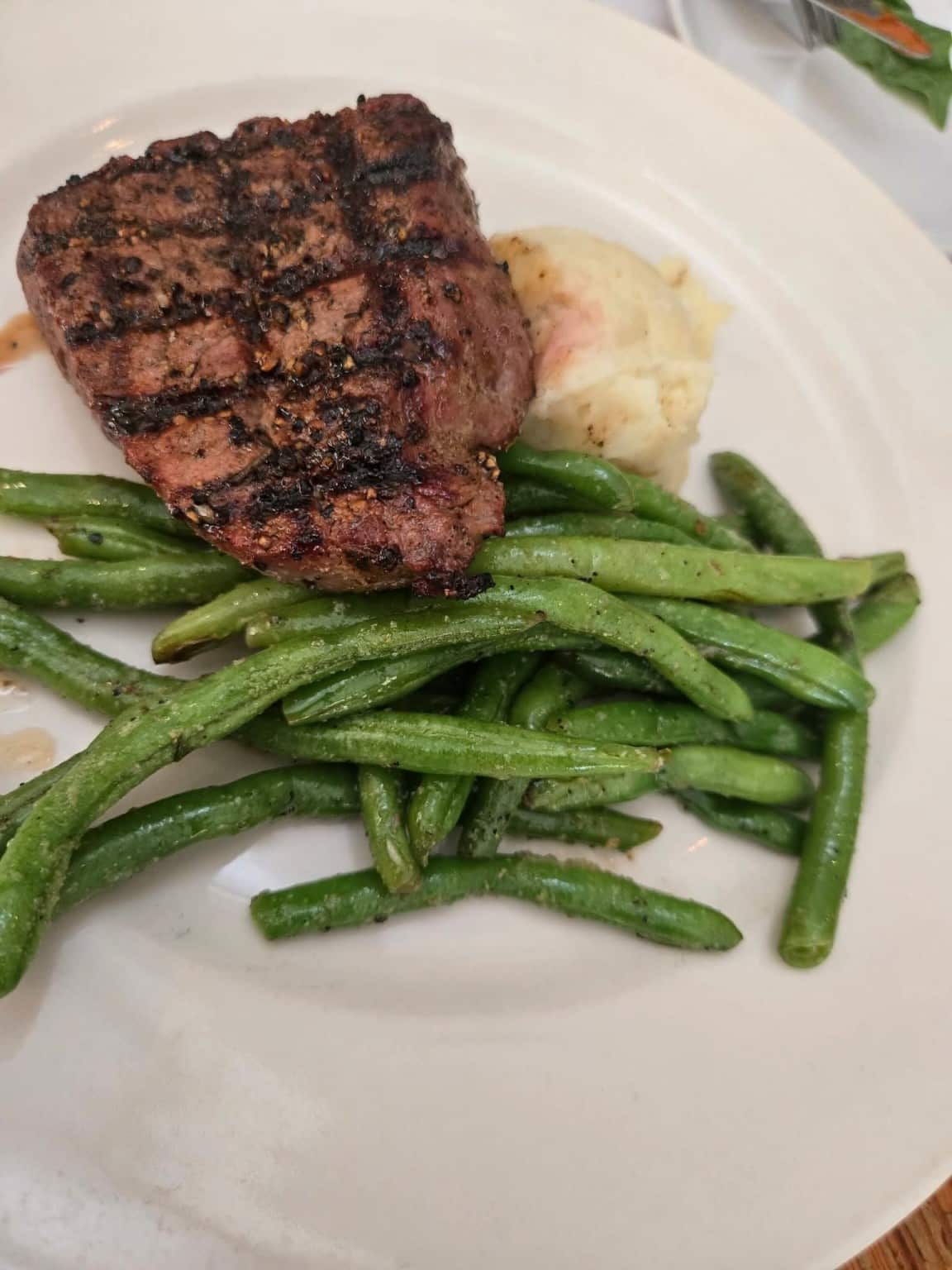 Reviewing Oliver's Corner Bistro